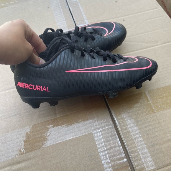 Nike | Shoes | Soccer Cleats For Girls | Poshmark
